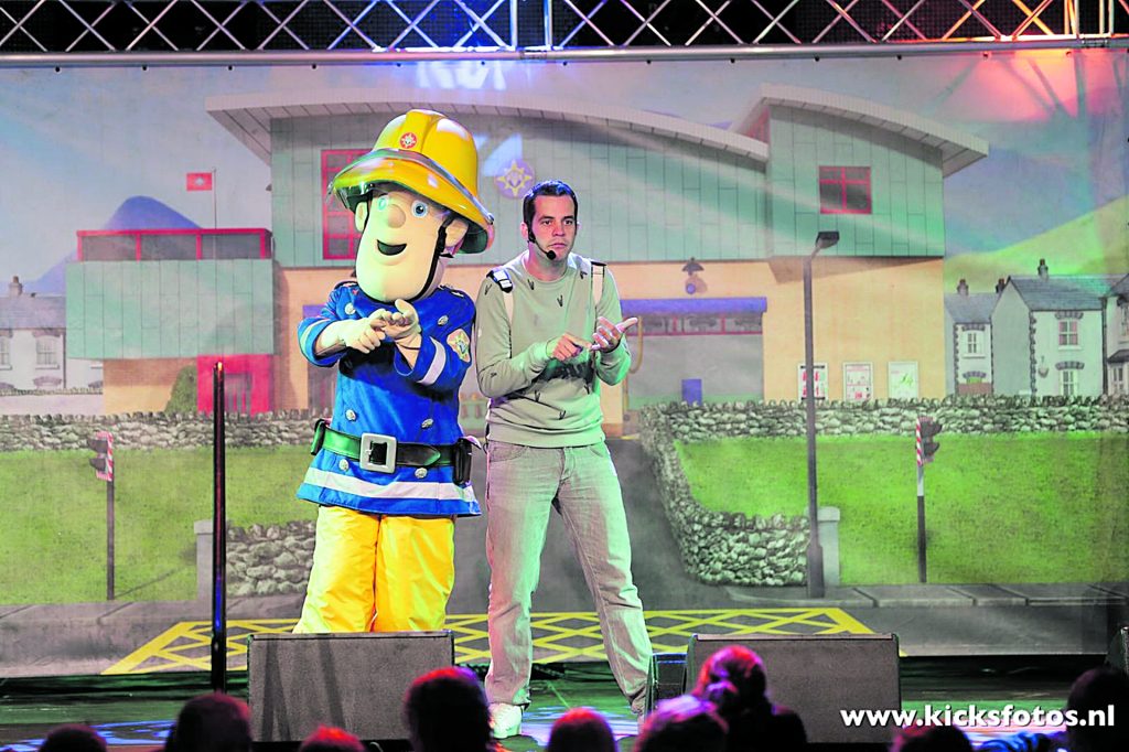 Gezellig in feesttent met brandweerman Sam - Nieuwe Meerbode