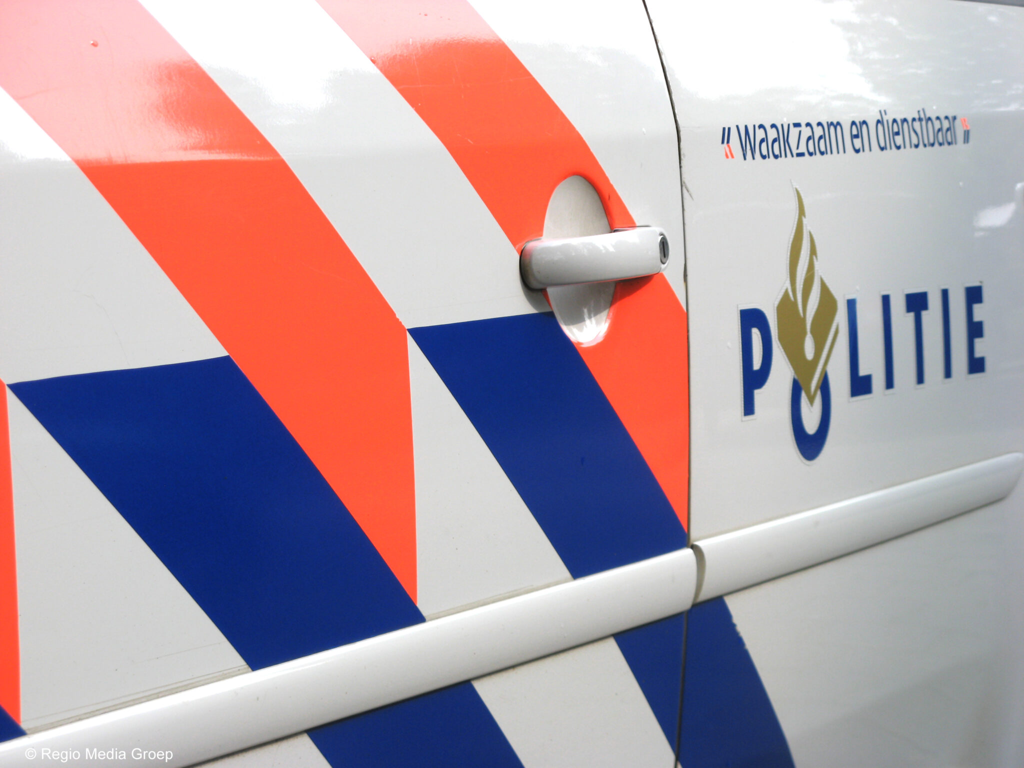 Inbraken in negen Mercedes busjes - Nieuwe Meerbode