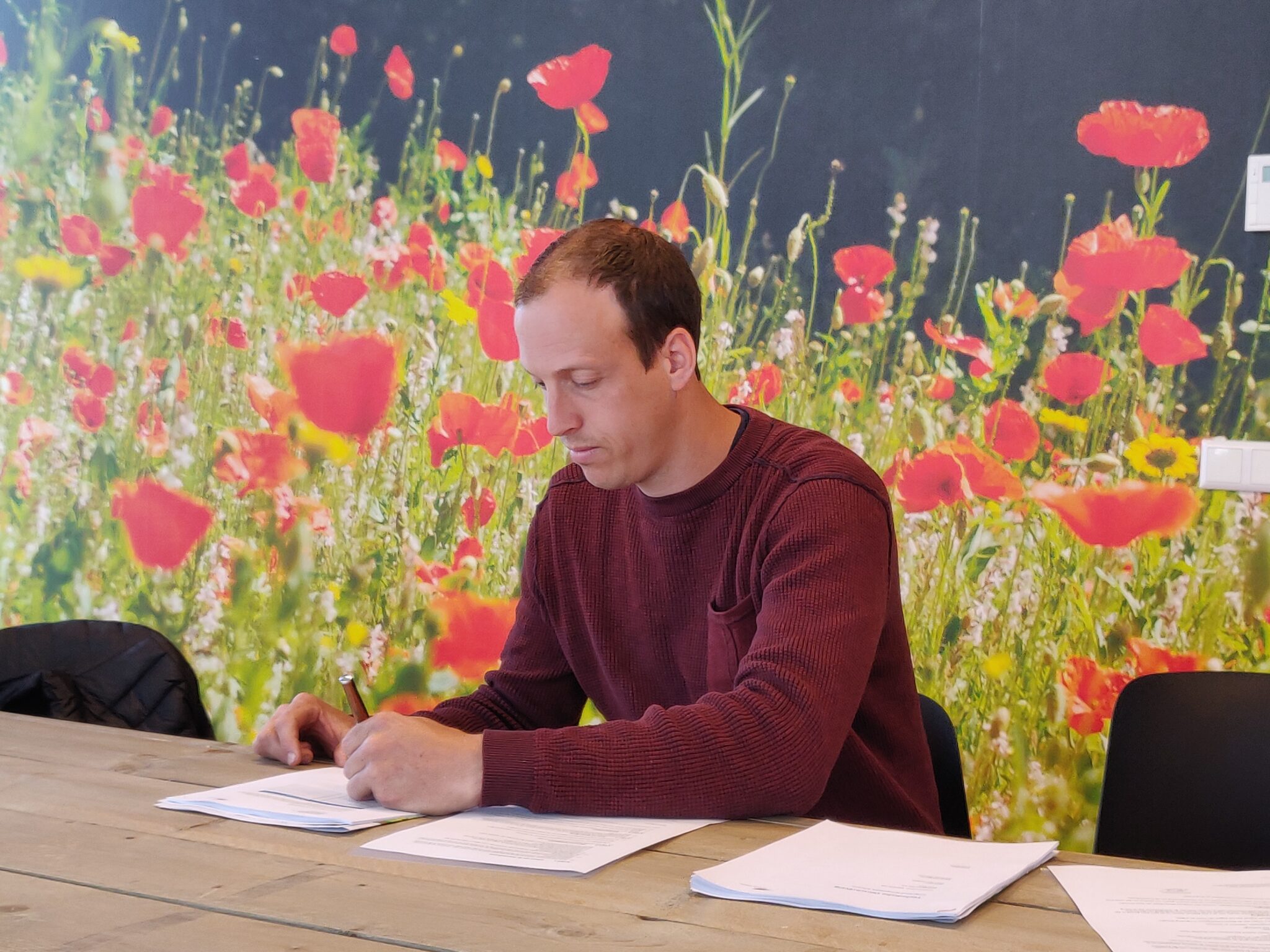 Harmen aan het werk in het Seringenpark - Nieuwe Meerbode