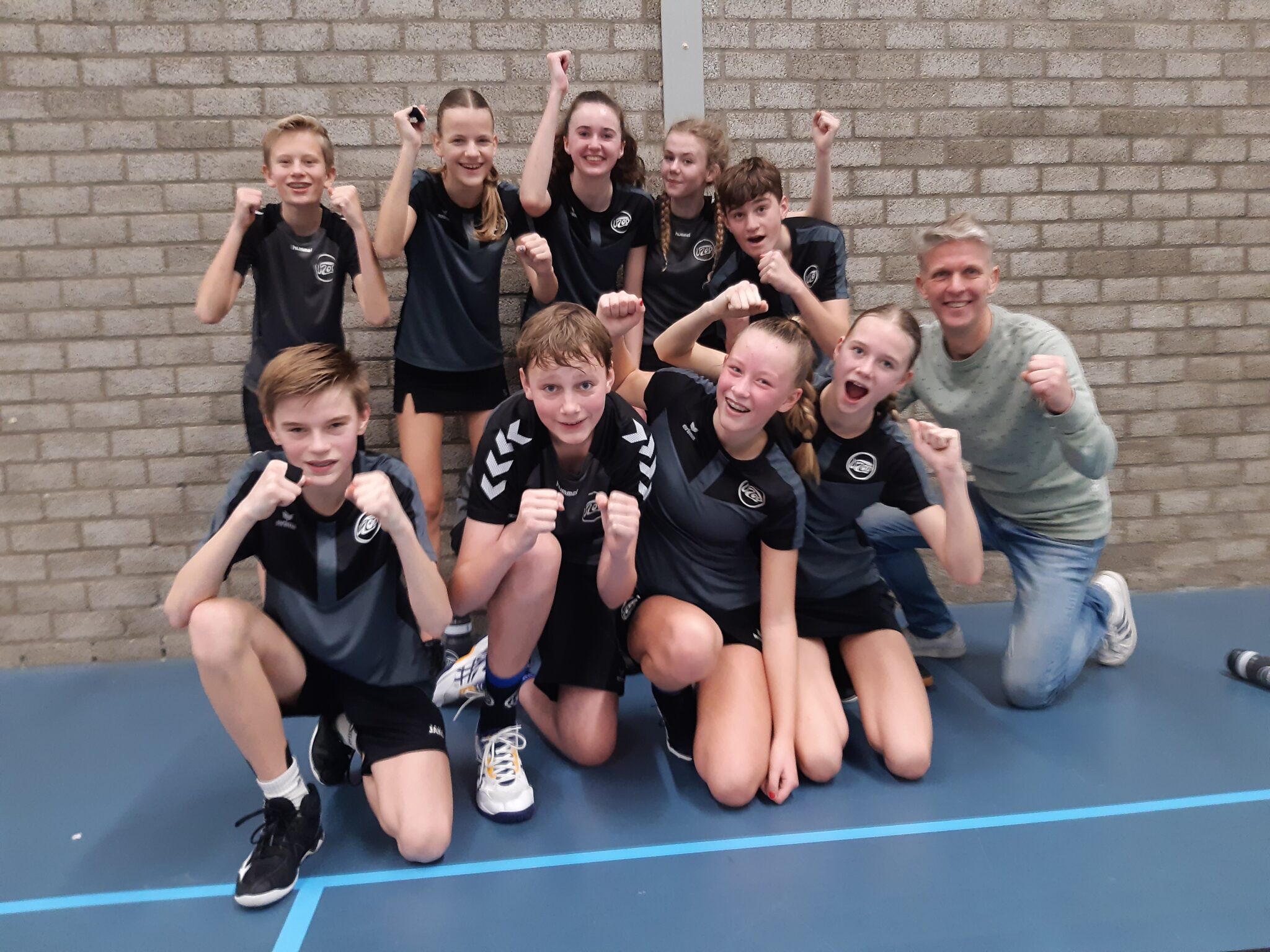 Korfbal: VZOD B2 wint dankzij goed teamwerk - Nieuwe Meerbode