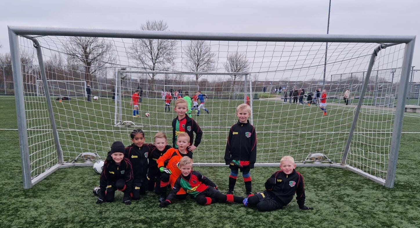 Voetbal: FC Aalsmeer JO8-4 verslaat Hoofddorp - Nieuwe Meerbode