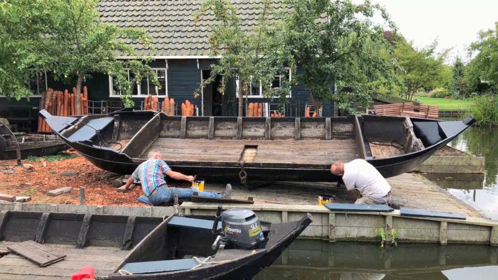 Oud Aalsmeer: Films over Historische Tuin en seringen - Nieuwe Meerbode