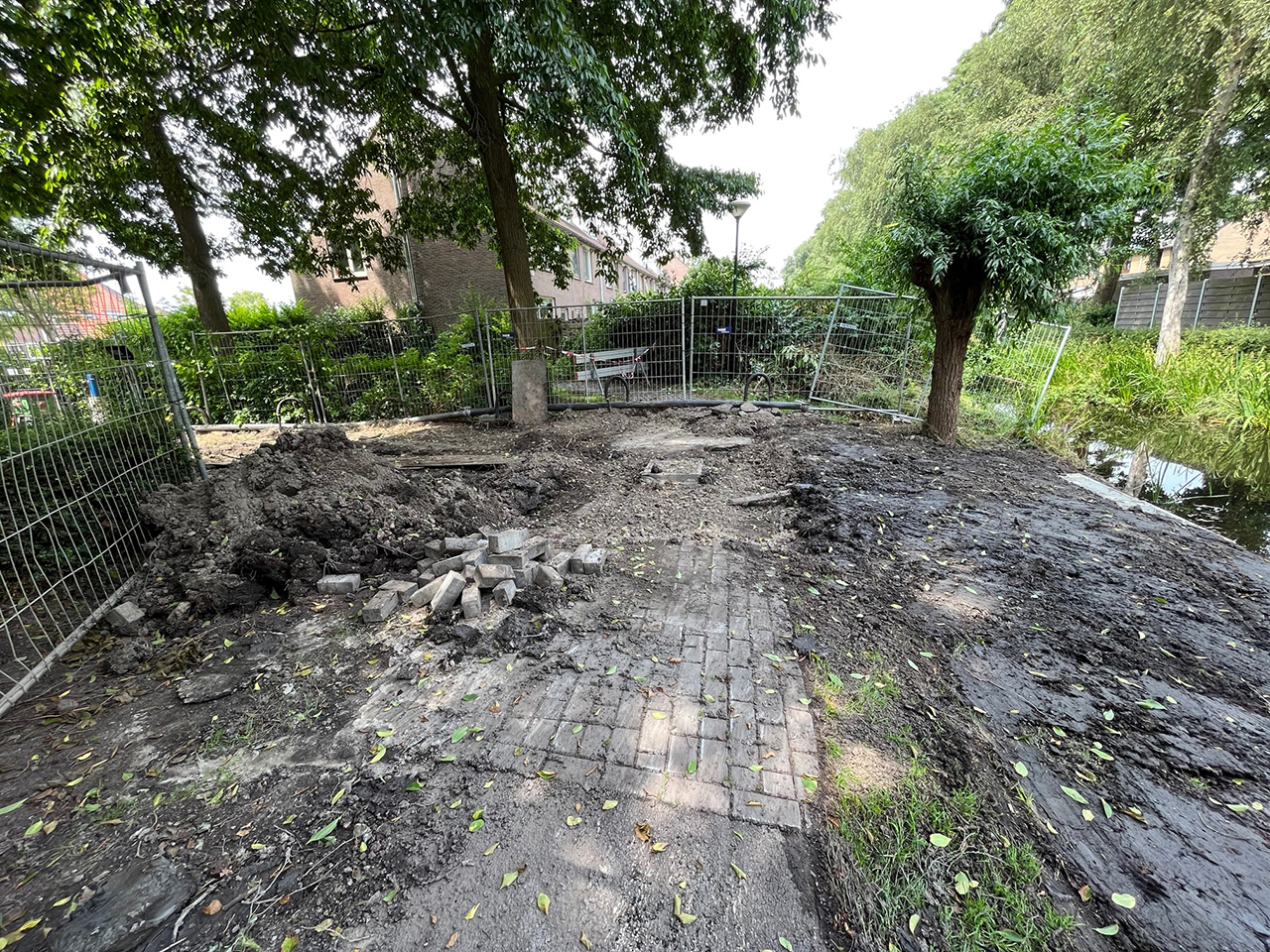 Waarom afsluiting pad bij Gravenstraat? - Nieuwe Meerbode