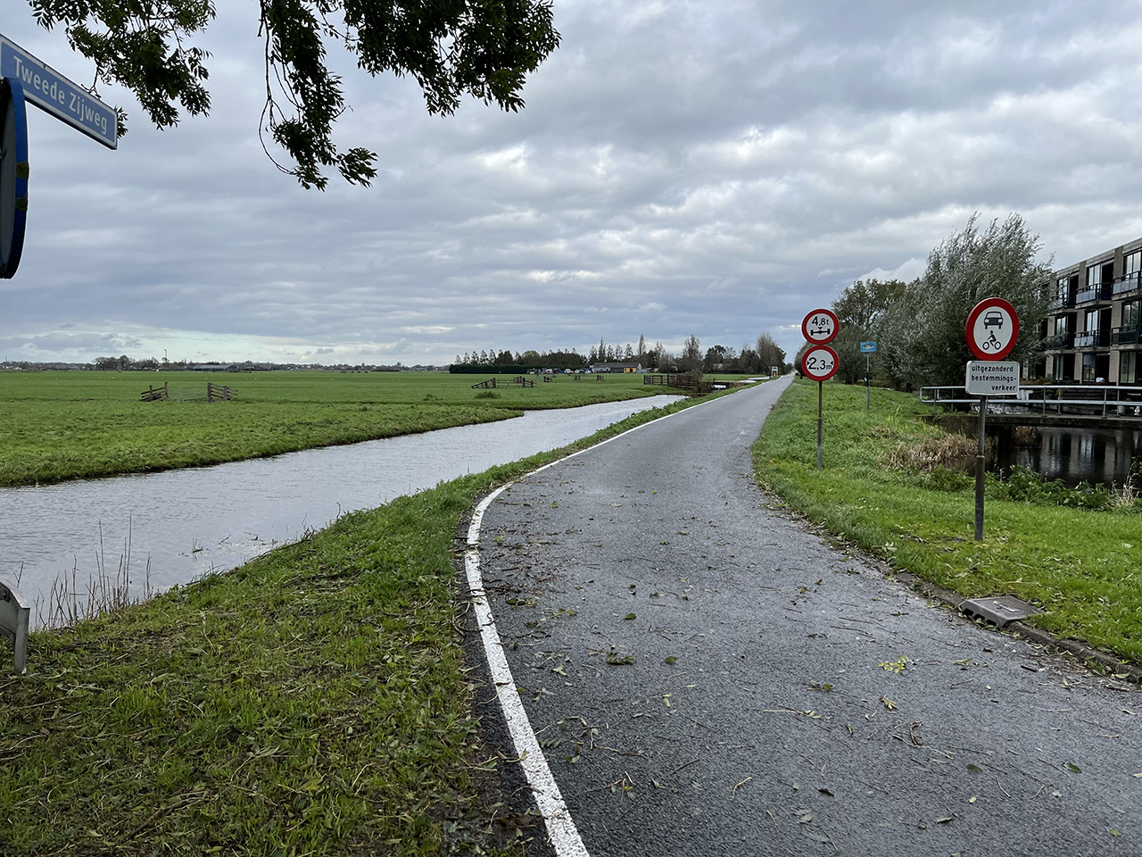 Seniorenpartij: Illegaal verkeer op Tweede Zijweg - Nieuwe Meerbode
