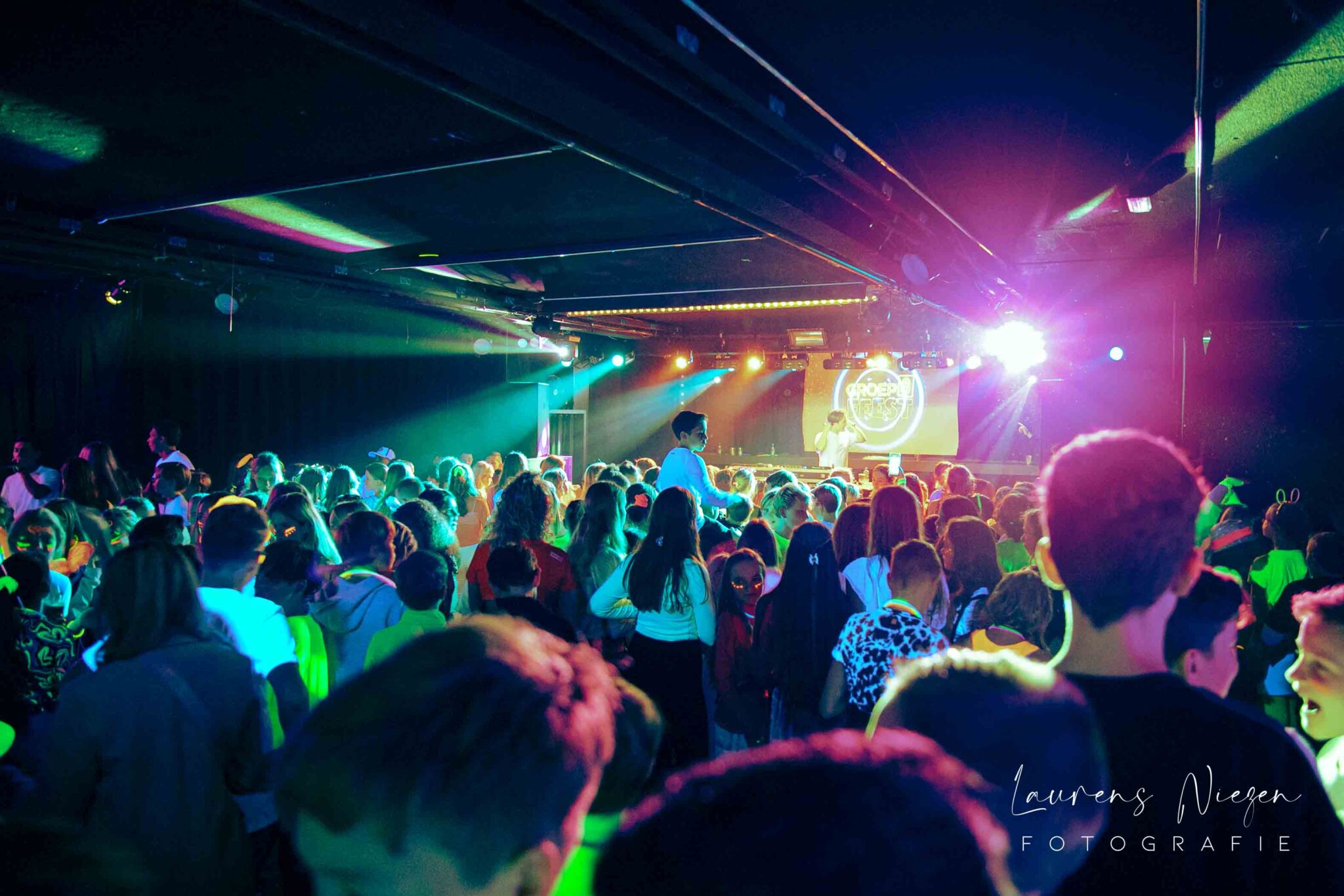 Groep 8 Feest met nieuw thema in N201 - Nieuwe Meerbode