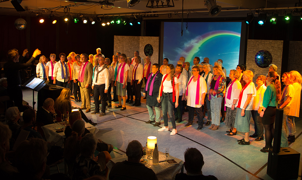 ROM-koor speelt Musical Scratch - Nieuwe Meerbode