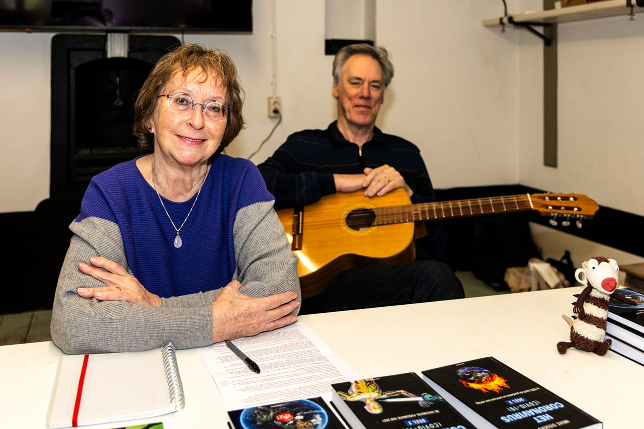 Presentatie Ineke Siegers bij Buurtkamer Meerwijk - Nieuwe Meerbode