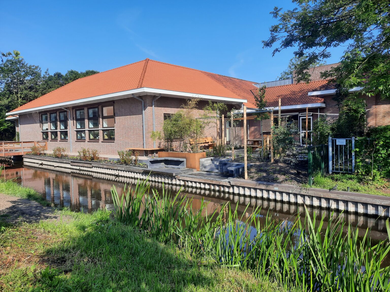 Nieuwbouw Jozefschool officieel geopend - Nieuwe Meerbode