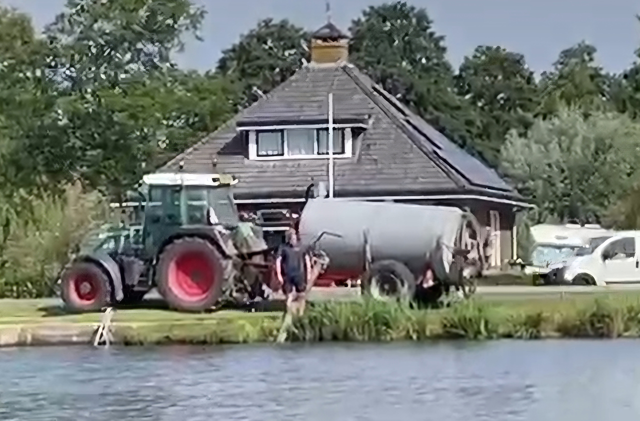 Zwemmen in de Amstel: Veiligheid en regels - Nieuwe Meerbode