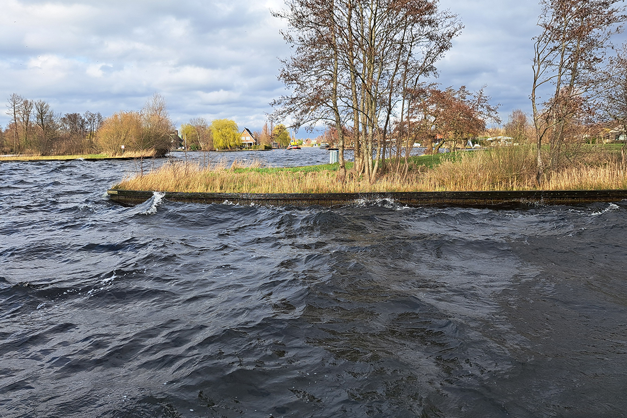 Geld in het water of geld als water? - Nieuwe Meerbode