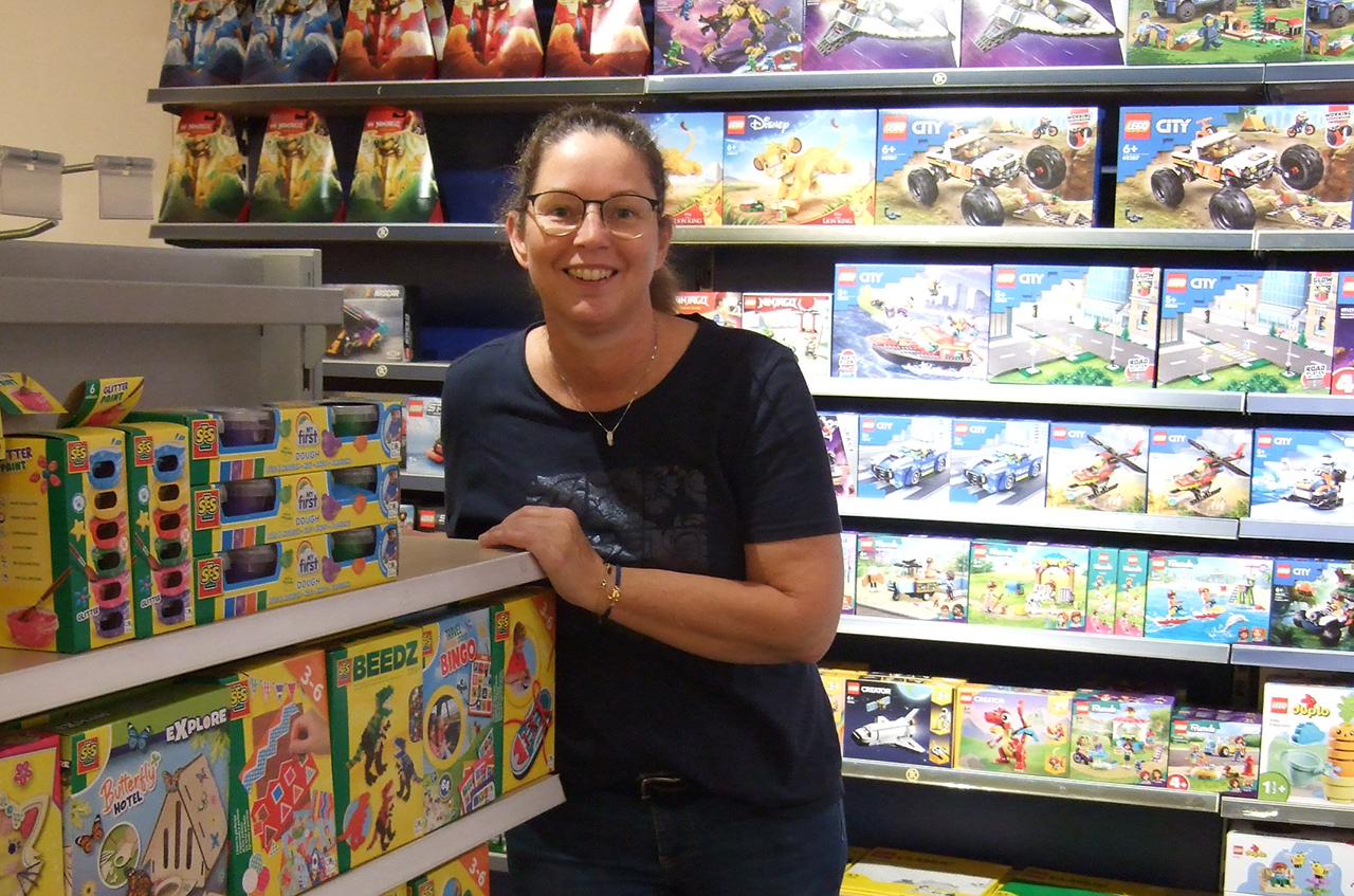 Jumbo Plemp heeft een zusje: De Readshop - Nieuwe Meerbode