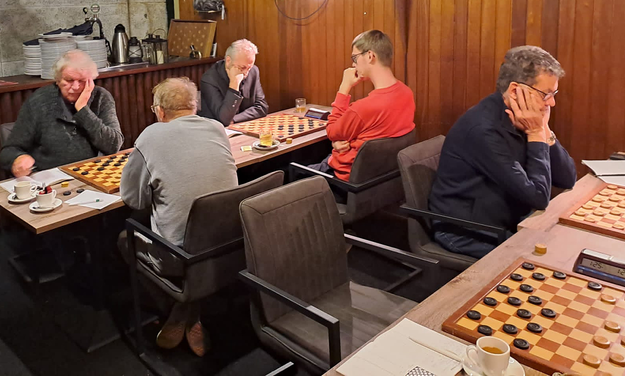 Spectaculaire damstrijd in ’t Fort De Kwakel - Nieuwe Meerbode