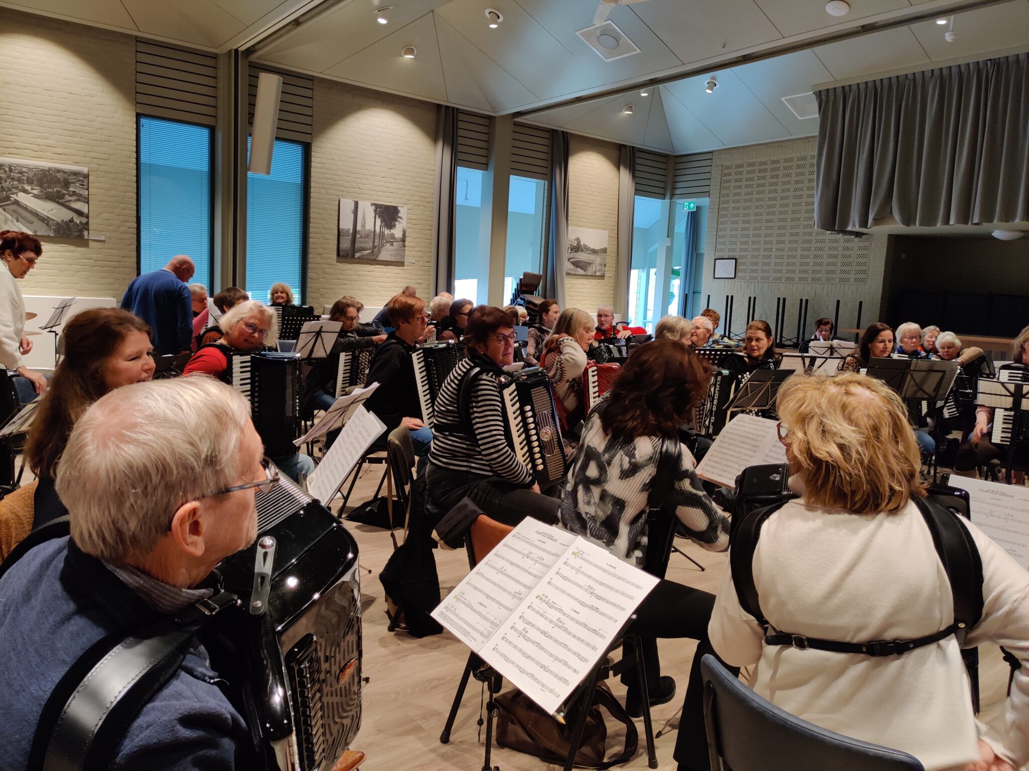 Unieke samensmelting accordeonmuziek - Nieuwe Meerbode