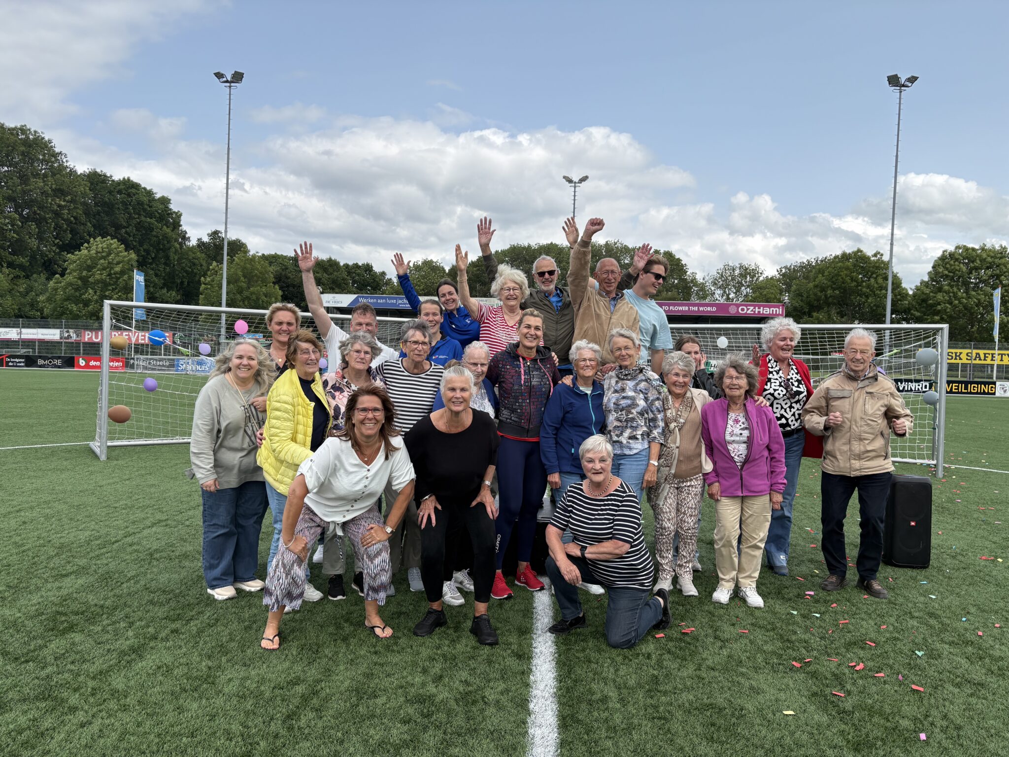 Feestelijke aftrap van De Derde Helft bij FC Aalsmeer - Nieuwe Meerbode