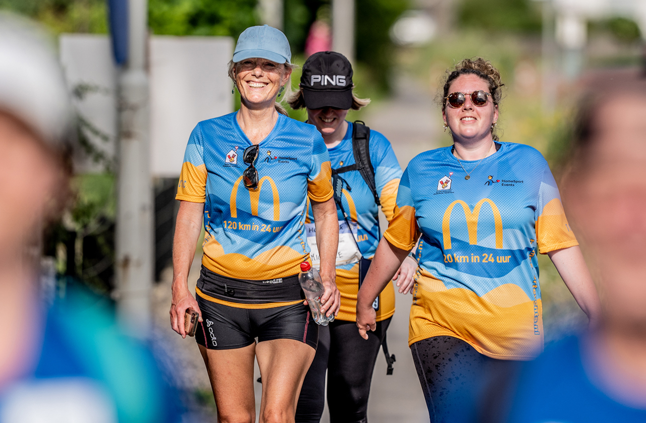 Legmeervogels draagt bij aan Ronald McDonald Kinderfonds - Nieuwe Meerbode