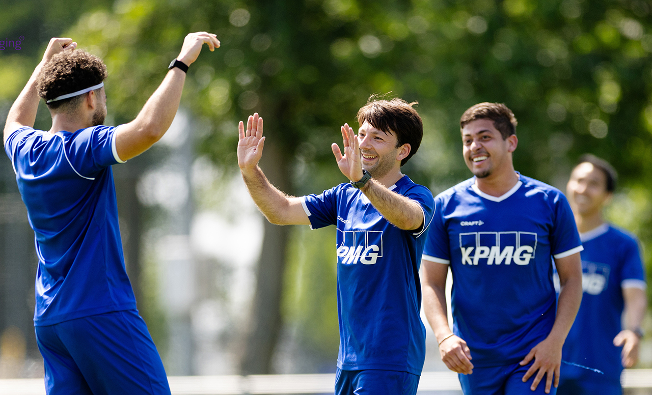 Collega’s uit comfortzone bij KPMG - Nieuwe Meerbode